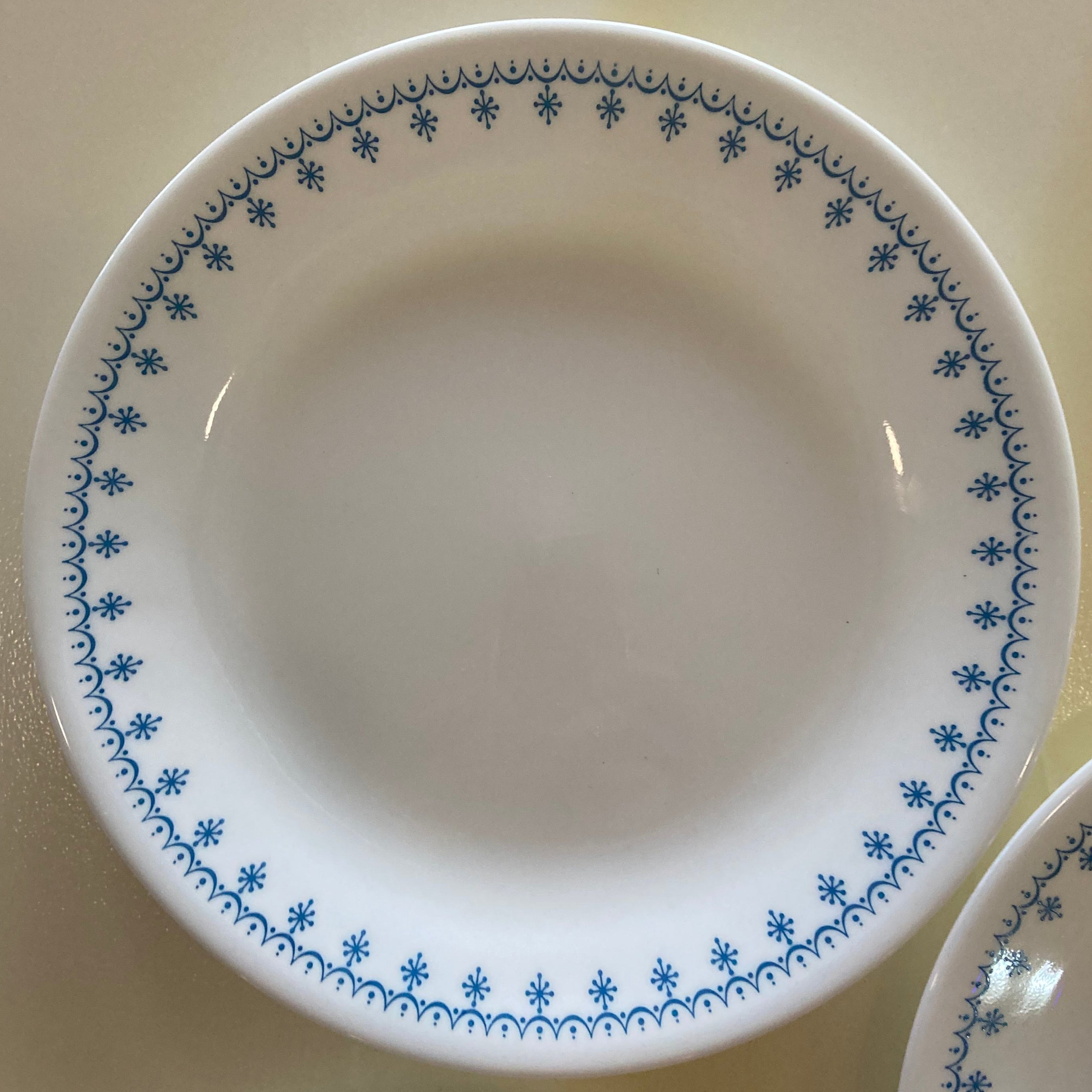 Vintage Corelle Snowflake Blue - Dinner Plates 10"- Set of 4 – Joy and ...